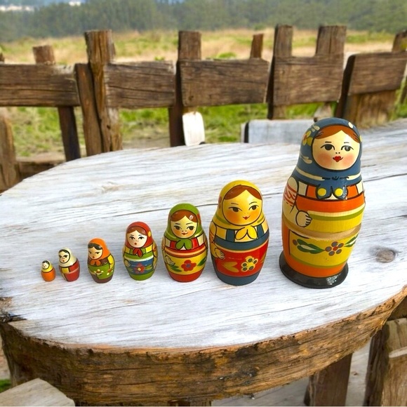 Vintage | Other | Rare Collectible Vntg Russian Nesting Dolls ...